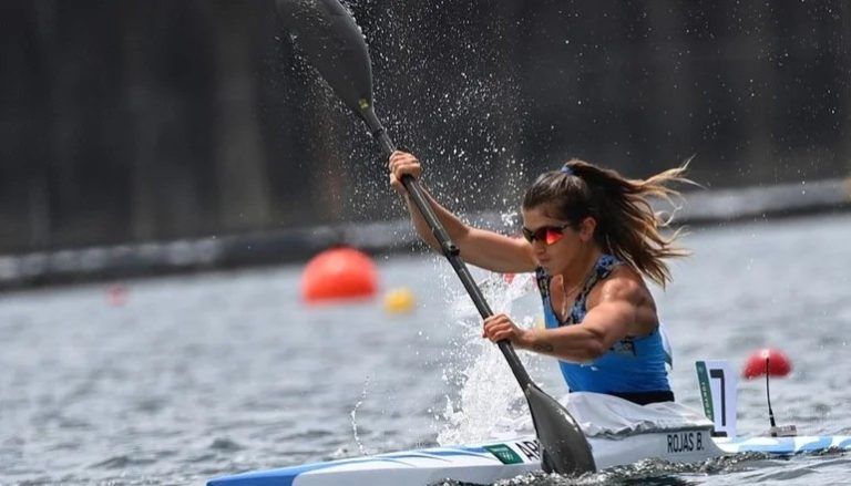 El canotaje argentino hace historia: Brenda Rojas se clasificó a los ...